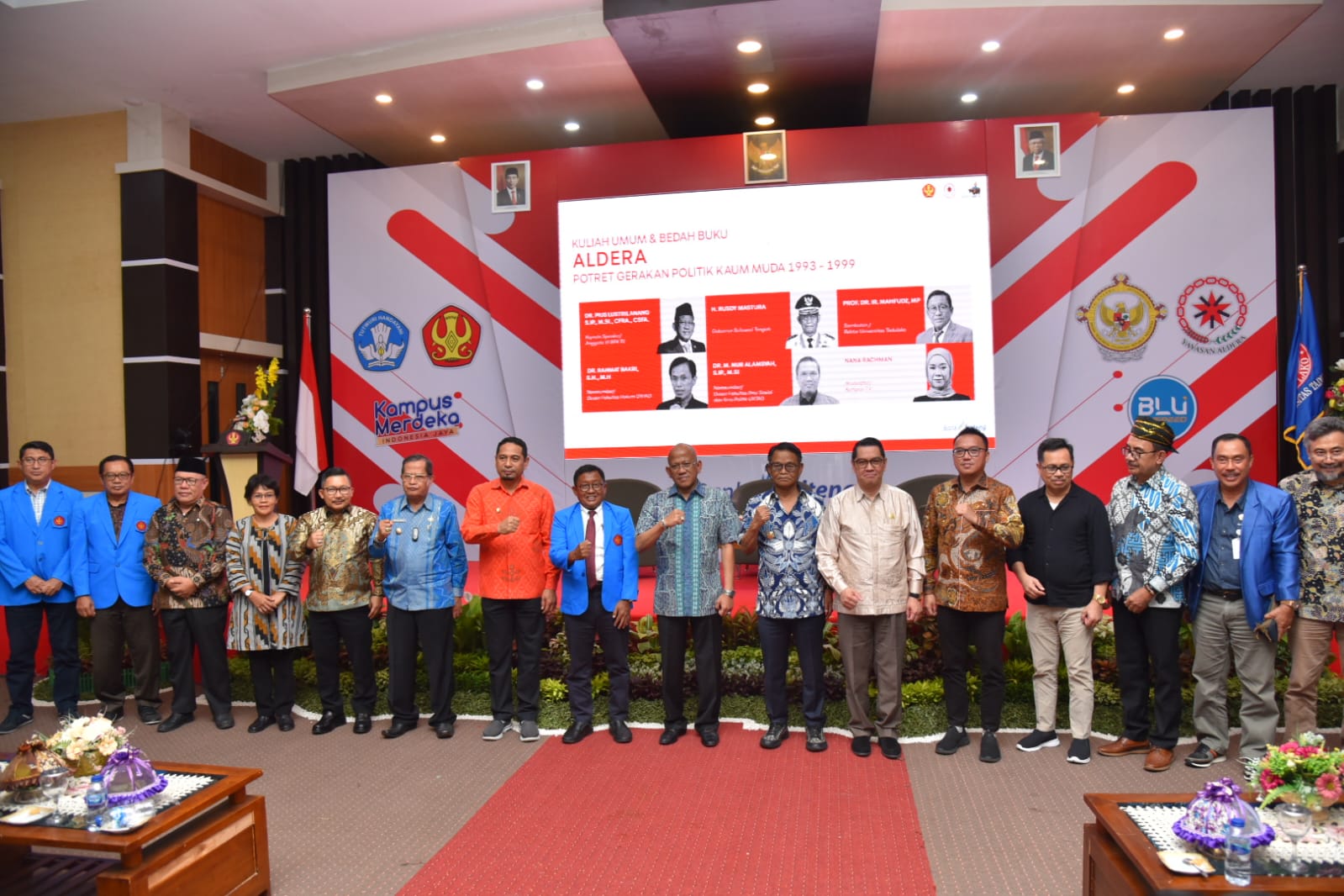 Untad Gelar Kuliah Umum & Bedah Buku Aldera Terkait Gerakan Politik ...