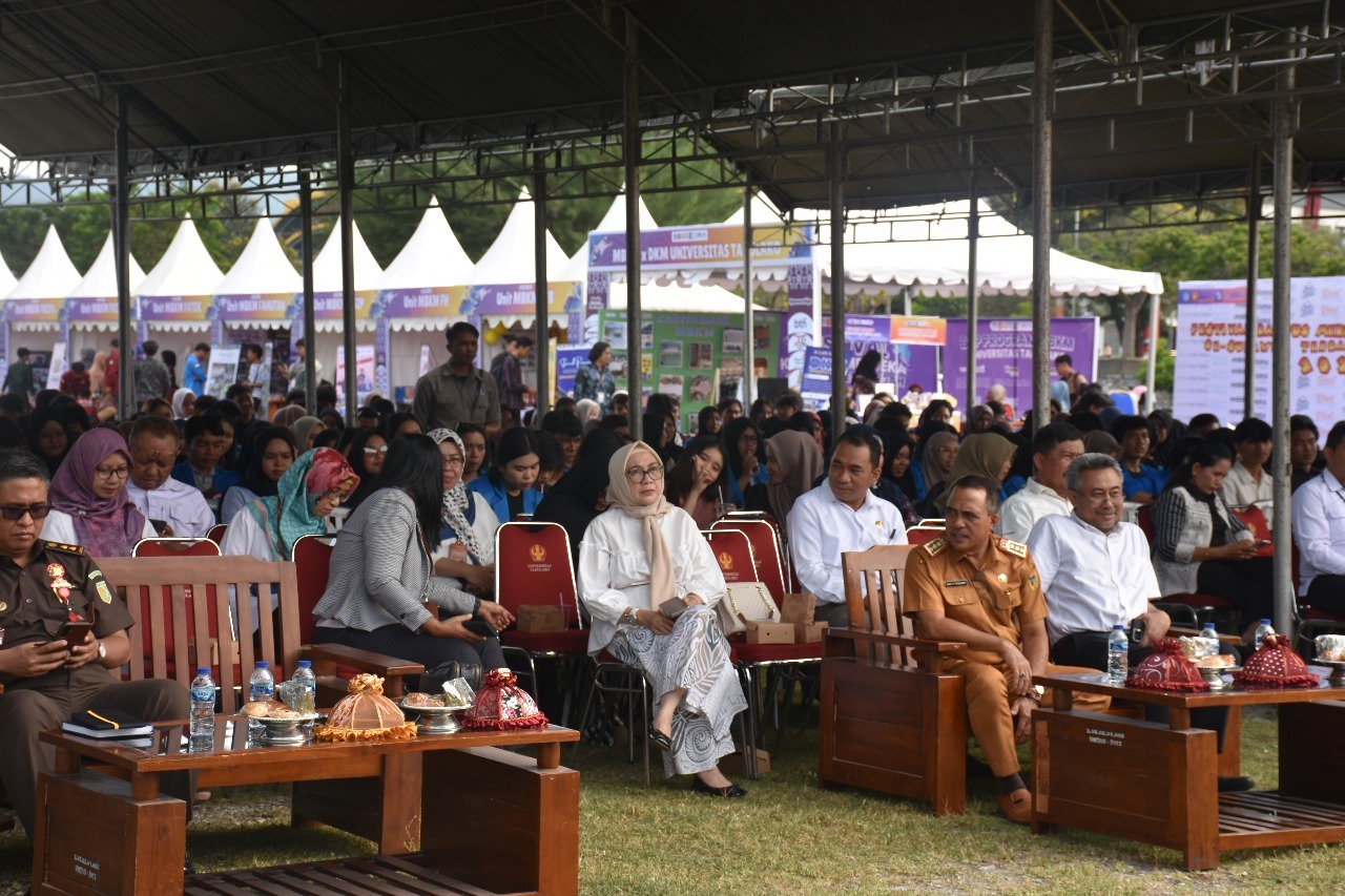 Pusat MBKM Untad Sukses Gelar Festival Kampus Merdeka - Universitas ...