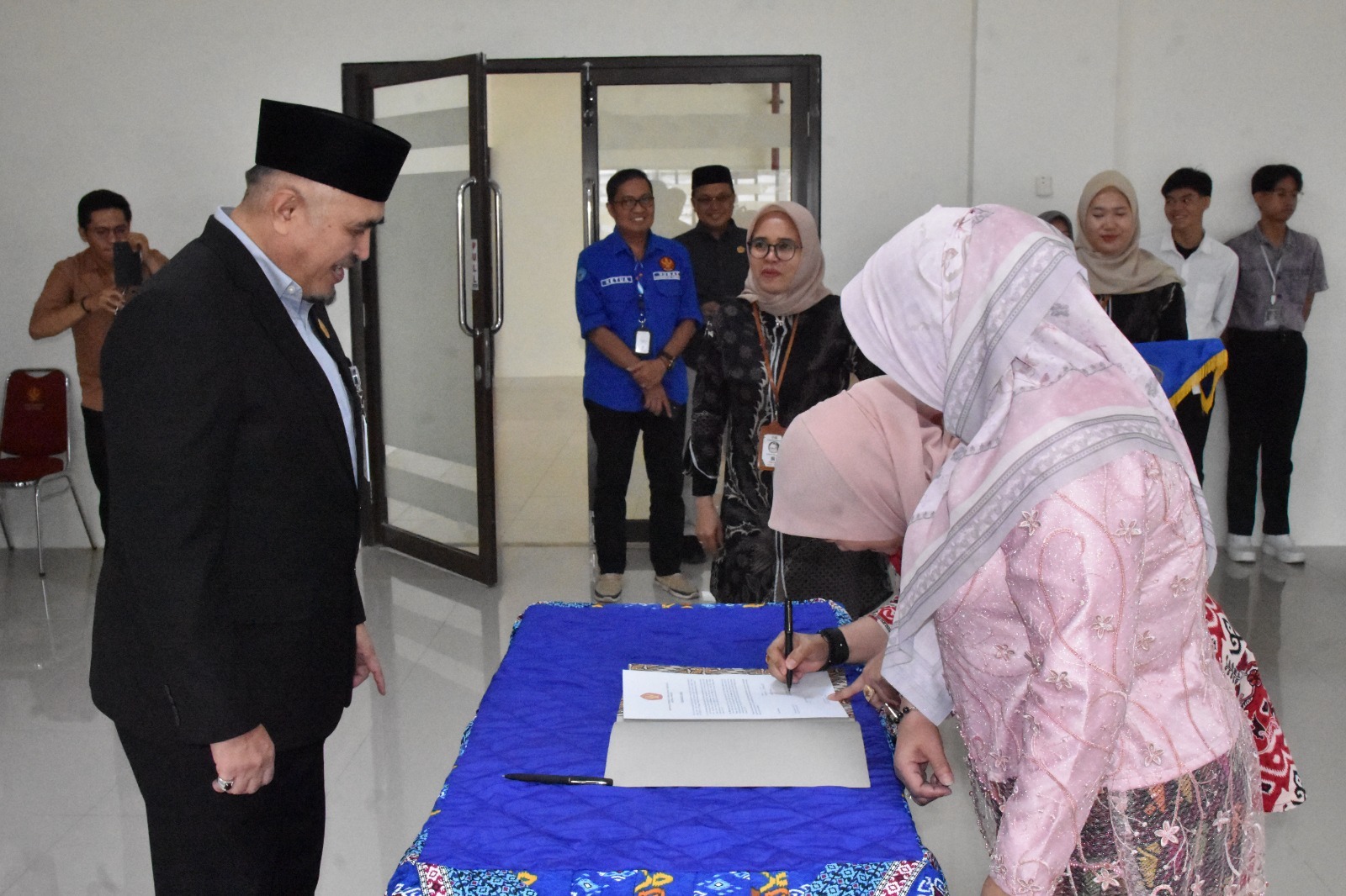 Rektor Lantik Wakil Dekan FEB dan FISIP Universitas Tadulako Periode ...