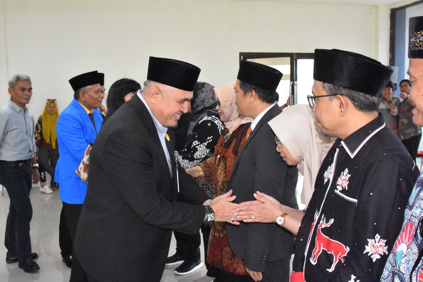 Rektor Lantik Wakil Dekan FEB dan FISIP Universitas Tadulako Periode ...