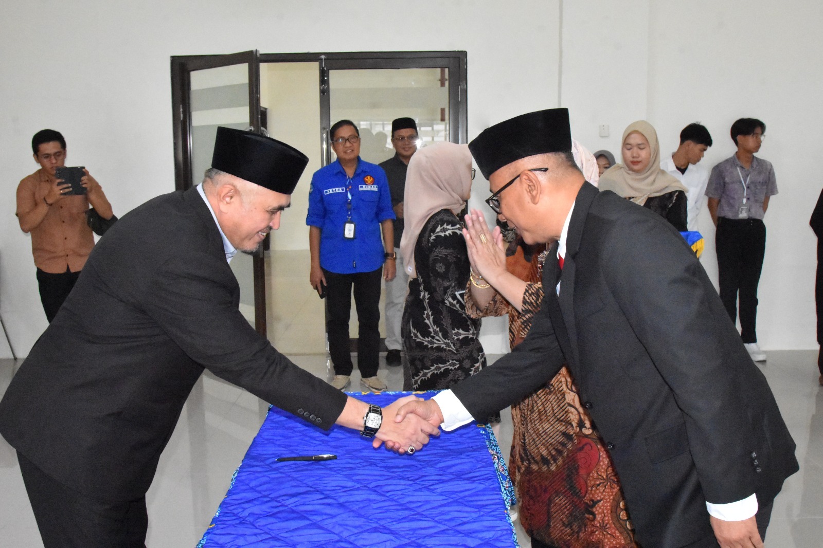 Rektor Lantik Wakil Dekan FEB dan FISIP Universitas Tadulako Periode ...