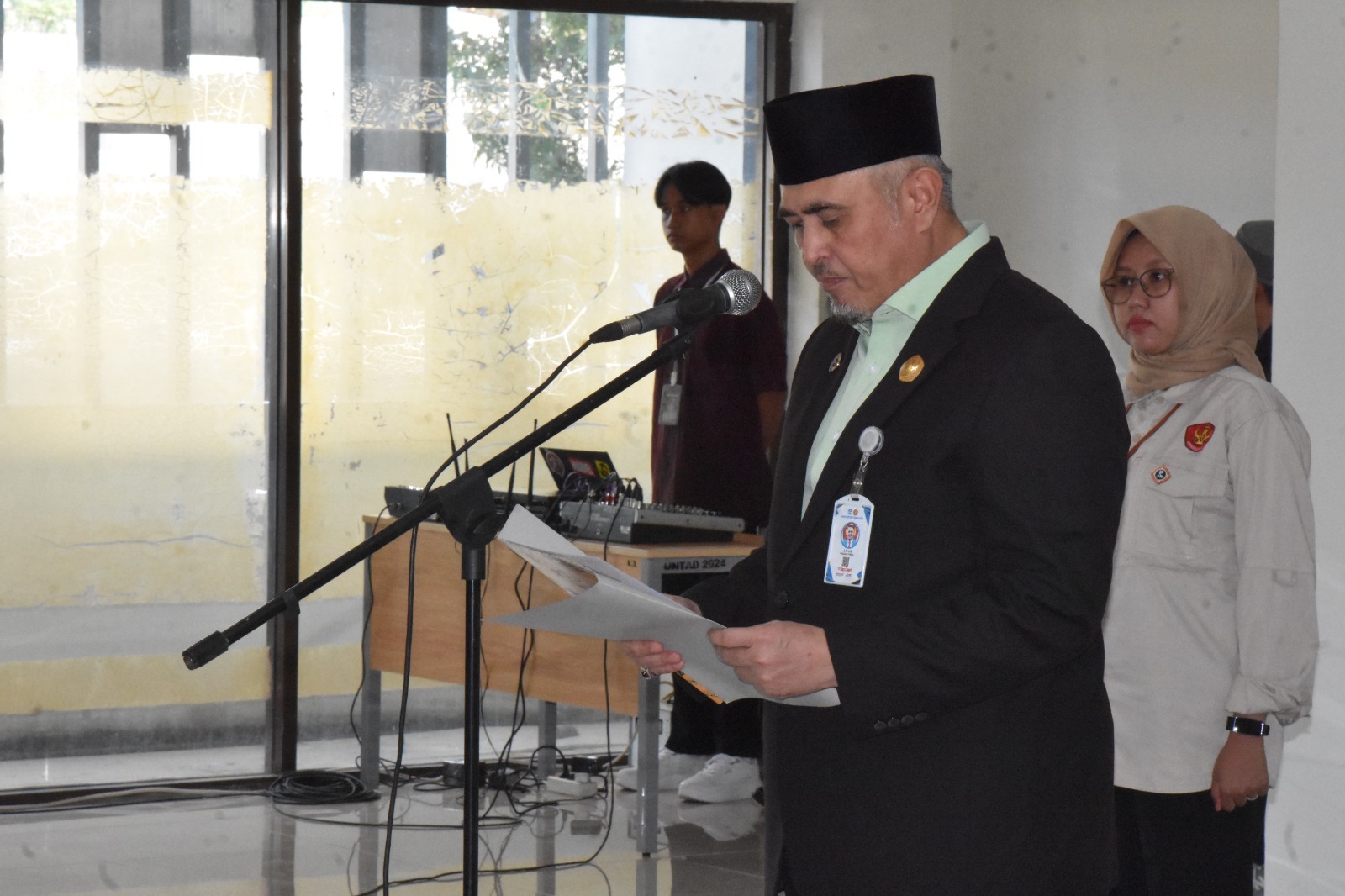 Rektor Untad Lantik Dekan Baru FISIP, FEB, dan FH Periode 2025-2027 ...