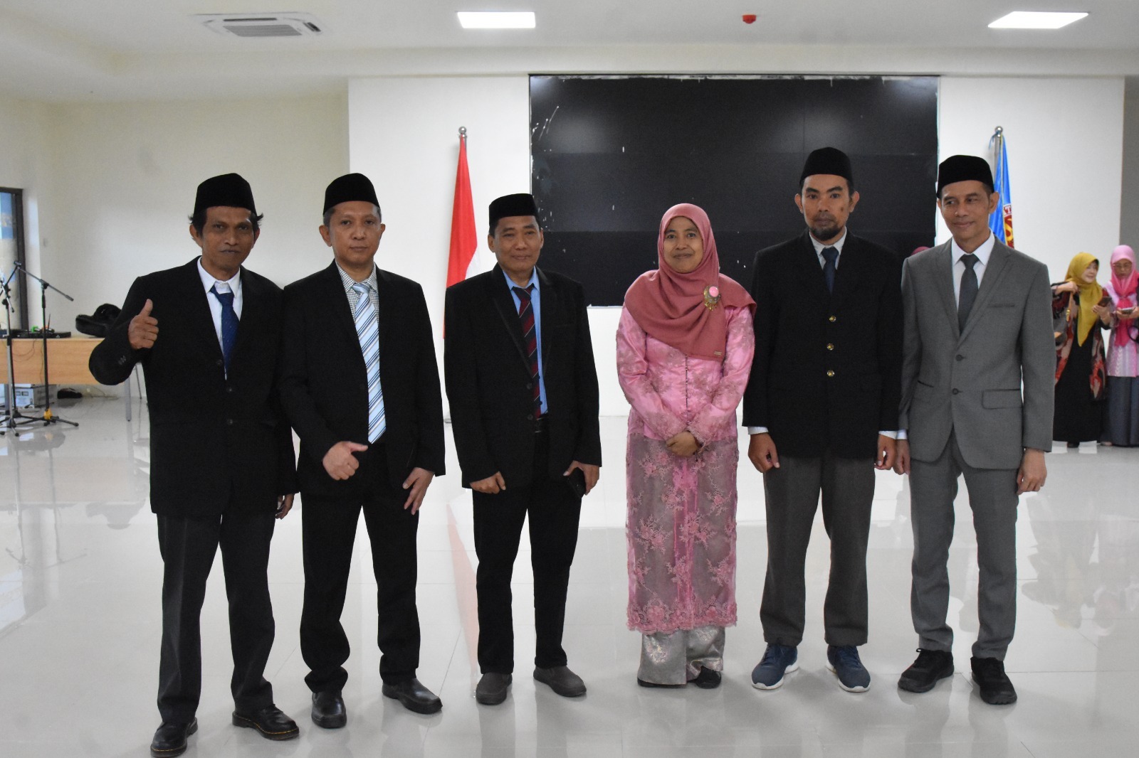 Rektor Untad Lantik Dekan Baru FISIP, FEB, dan FH Periode 2025-2027 ...