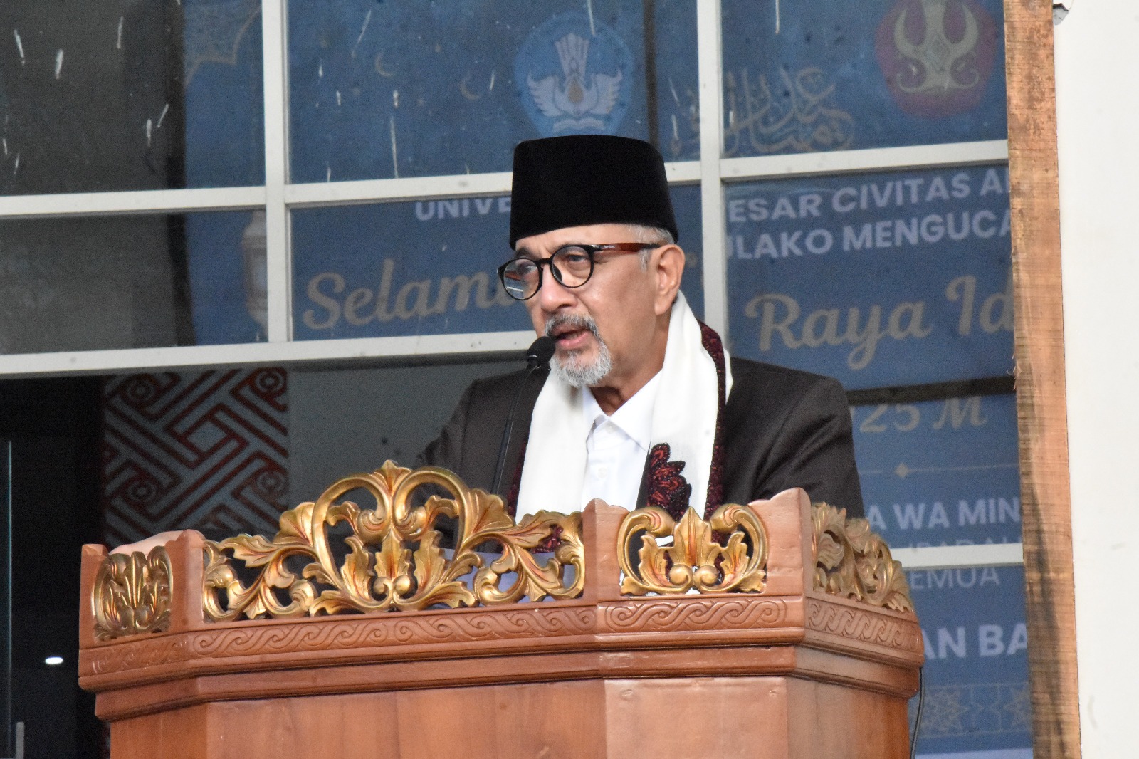 Momen Sholat Idul Fitri & Halal bi Halal 1446 H Universitas Tadulako Tahun 2025 - Universitas ...