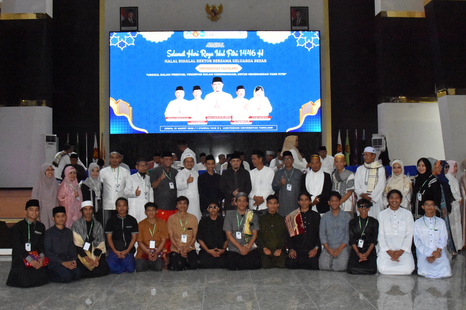 Momen Sholat Idul Fitri & Halal bi Halal 1446 H Universitas Tadulako Tahun 2025 - Universitas ...