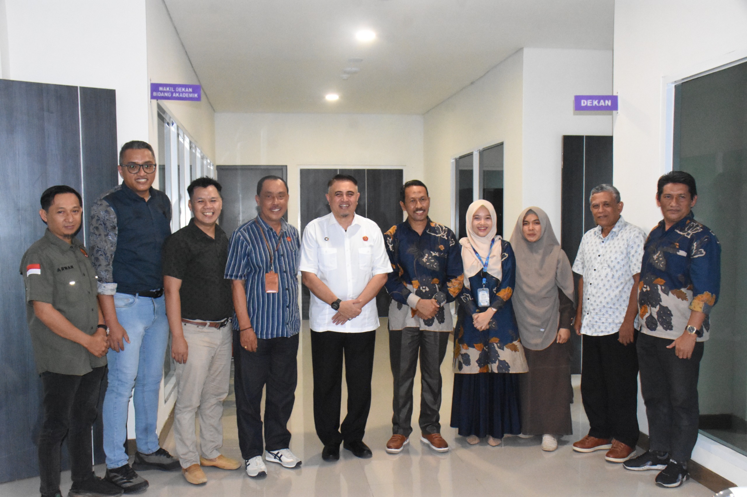 Beranda - Universitas Tadulako