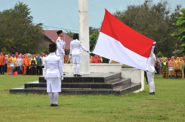 Beranda - Universitas Tadulako