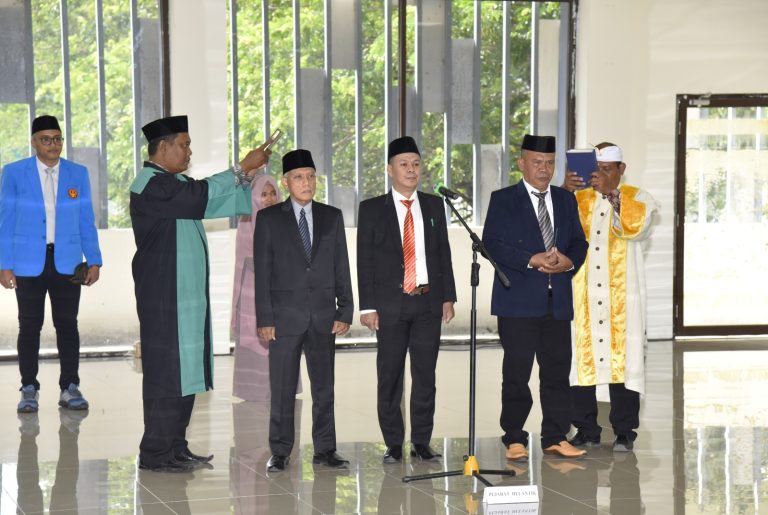 Rektor Untad Lantik Pimpinan Baru di Fakultas Kesehatan Masyarakat ...