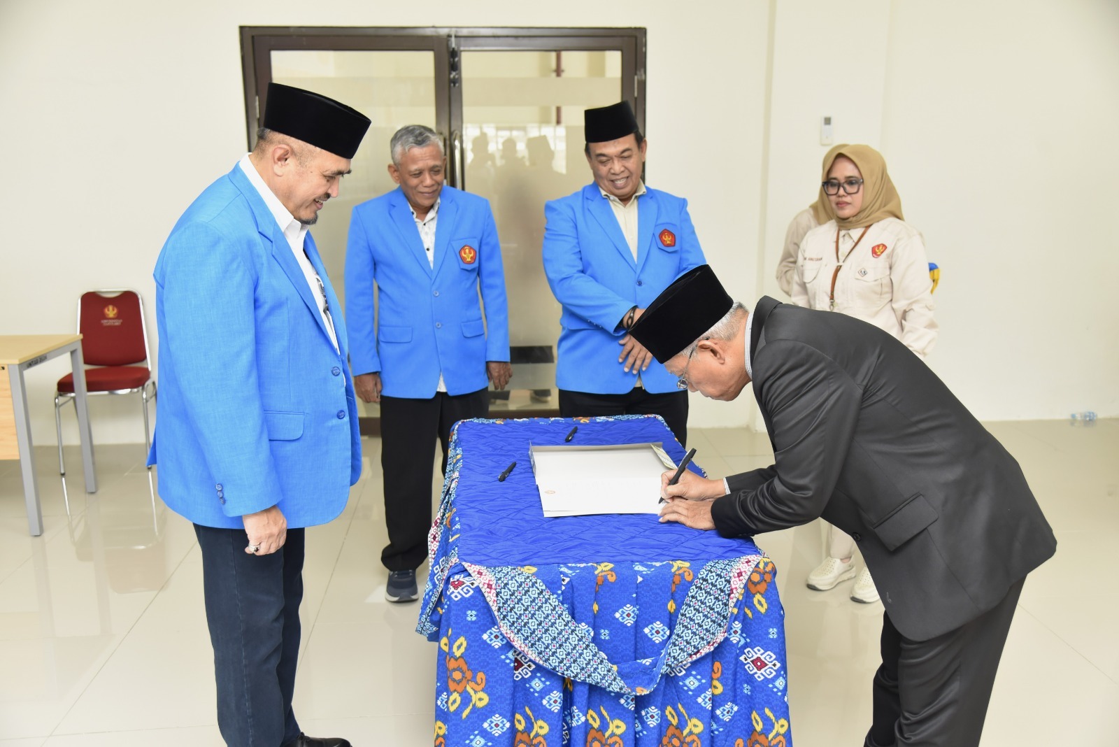 Rektor Untad Lantik Pimpinan Baru di Fakultas Kesehatan Masyarakat ...