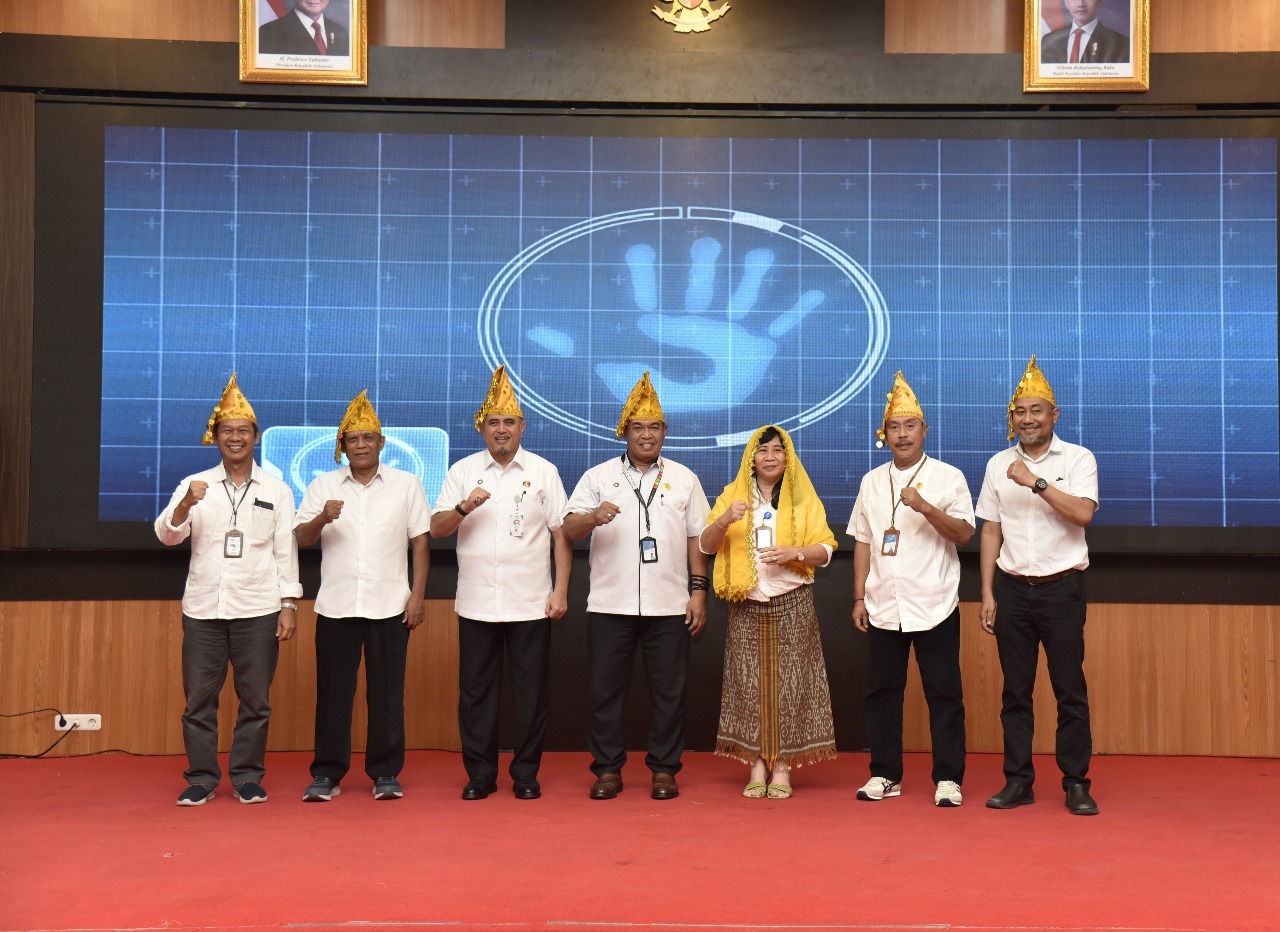 Rektor Untad Resmi Luncurkan SIGA 8 sebagai Sistem Terpadu Kampus ...