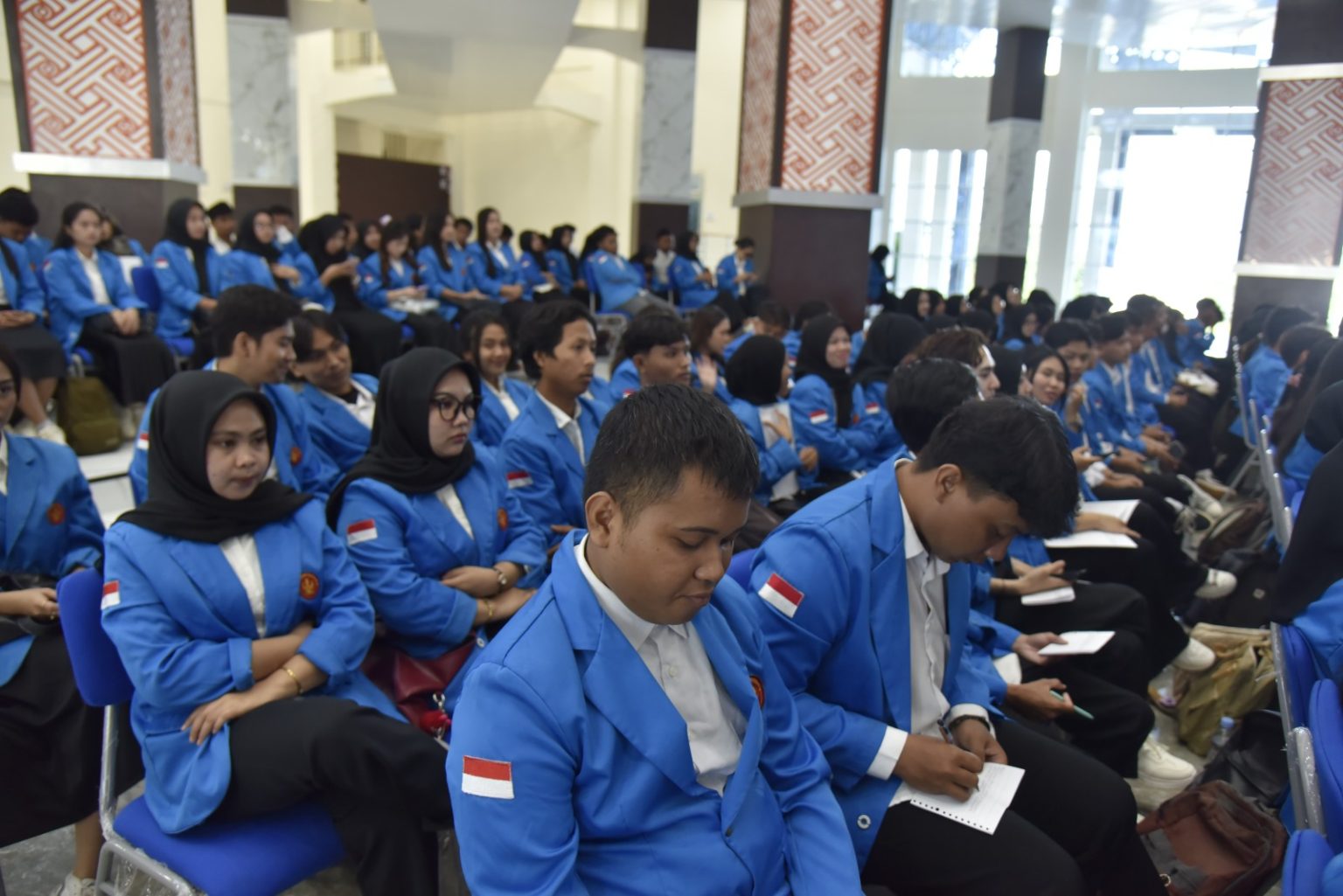 Pembekalan KKN Reguler Angkatan 113: Mahasiswa Untad Didorong ...