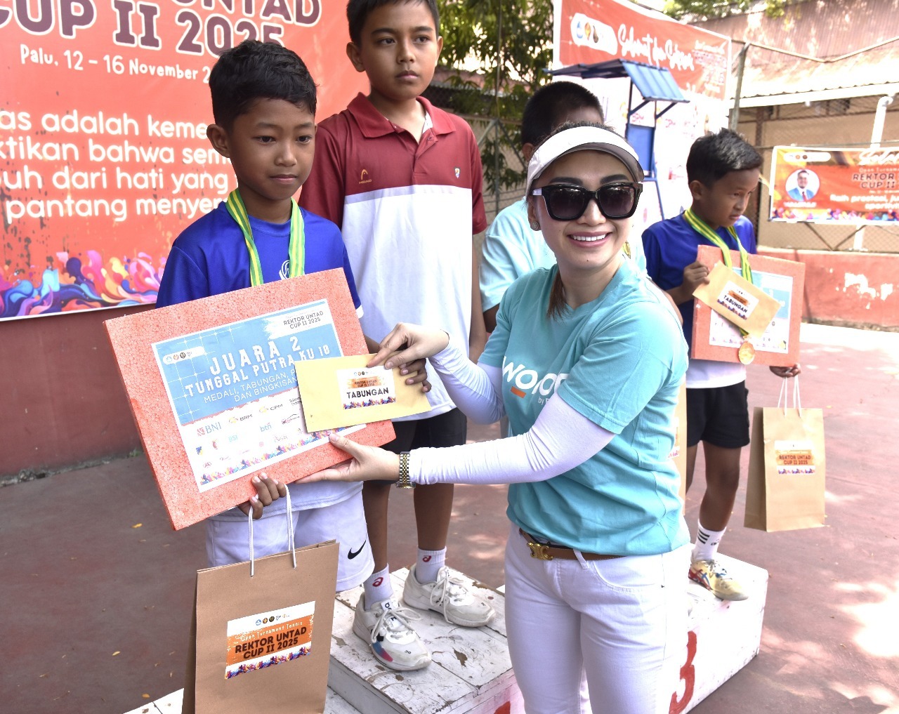 Rektor Untad Cup II: Untad Raih Juara Umum Turnamen Tennis 2025 ...
