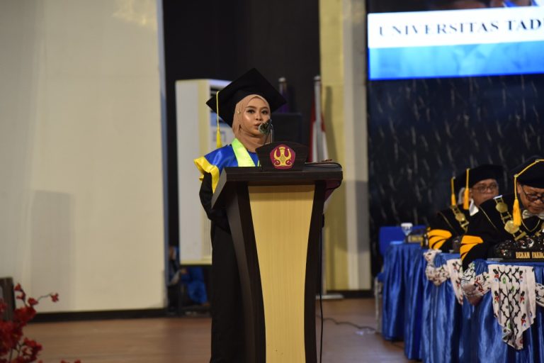 Wisuda Untad ke 133: Menuju PTN-BH, Rektor Tekankan Pentingnya Komitmen ...