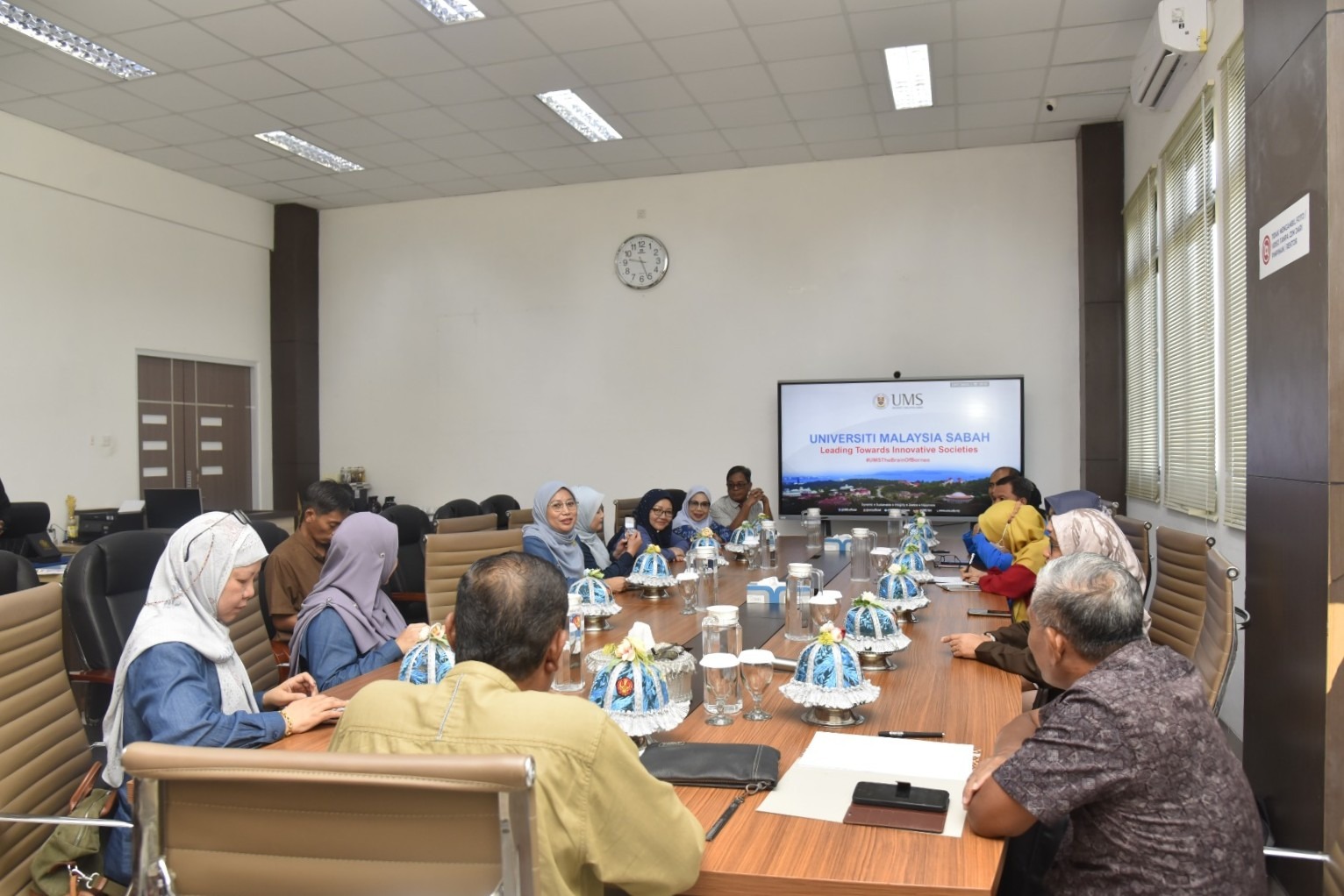Penandatanganan MoU Perkuat Kolaborasi antara Untad dan Universitas ...