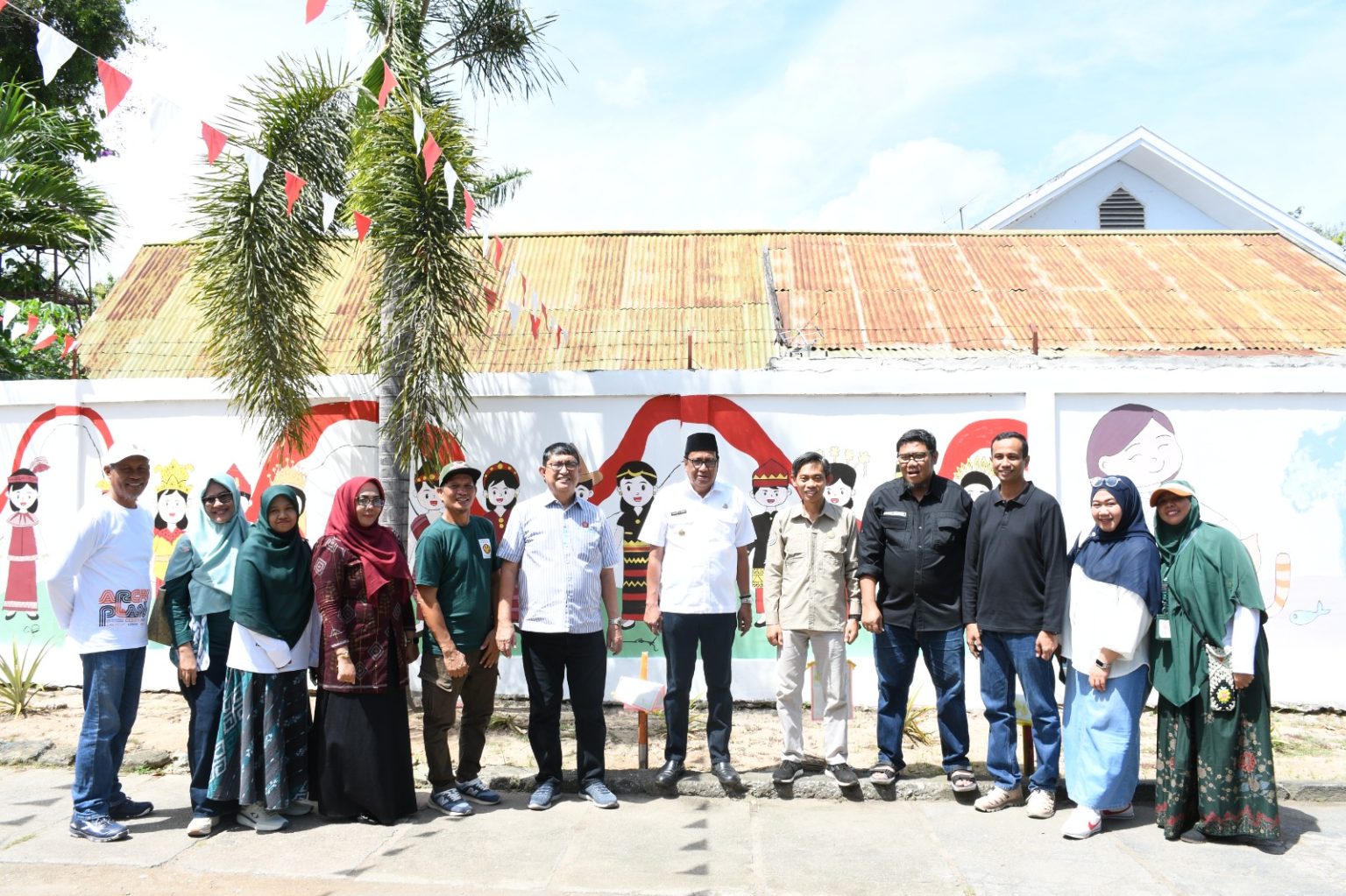 Dosen dan Mahasiswa Arsitektur Untad Rehabilitasi Gedung TK Pertiwi dan ...