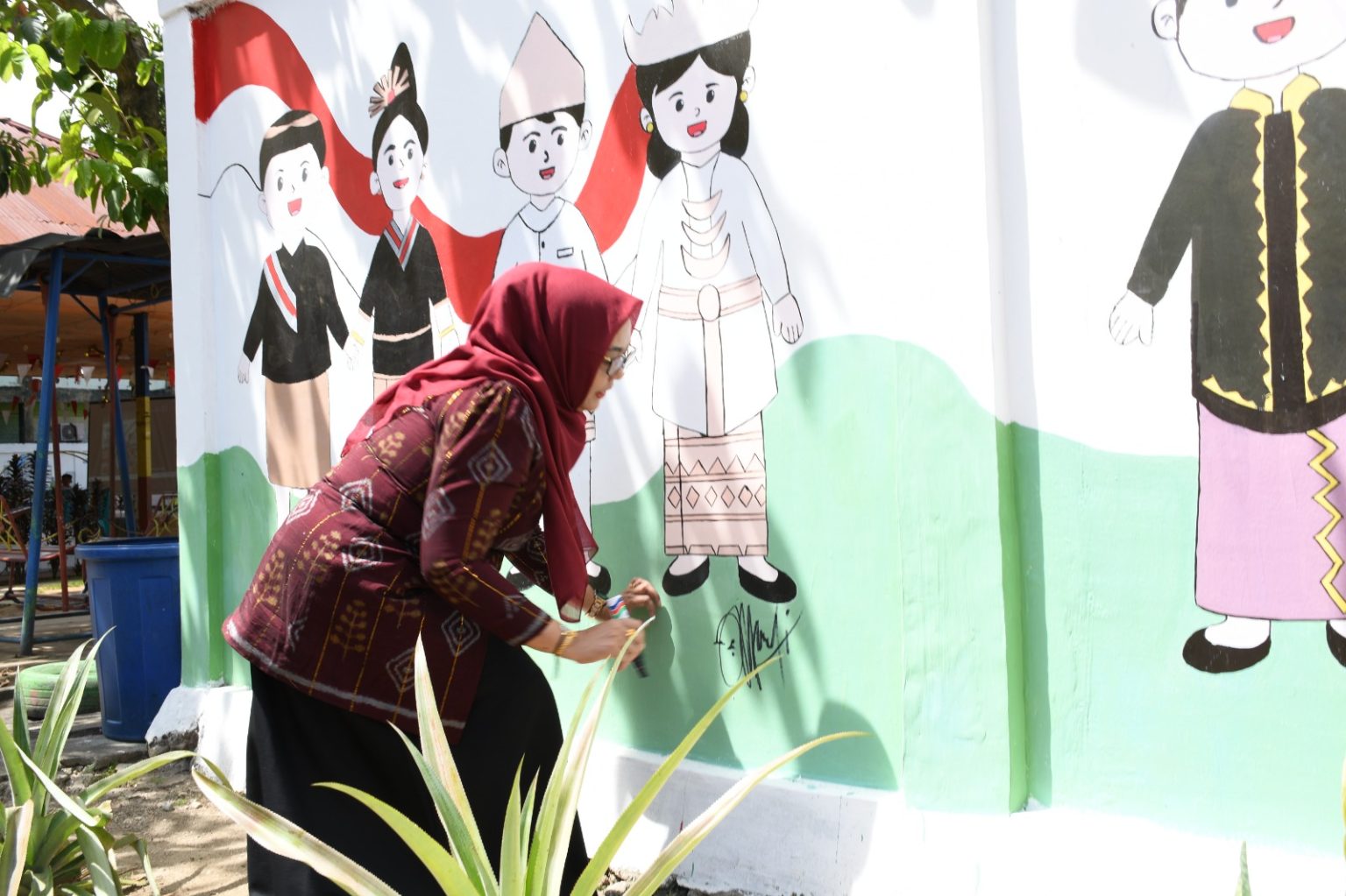 Dosen dan Mahasiswa Arsitektur Untad Rehabilitasi Gedung TK Pertiwi dan ...