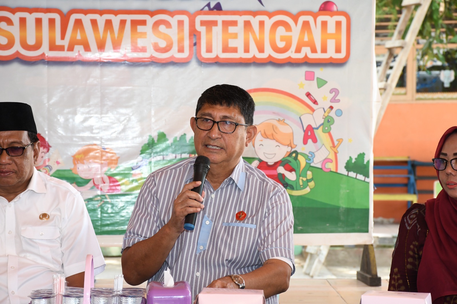 Dosen dan Mahasiswa Arsitektur Untad Rehabilitasi Gedung TK Pertiwi dan ...