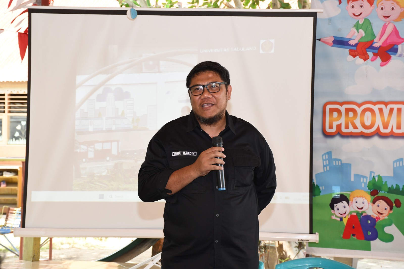 Dosen dan Mahasiswa Arsitektur Untad Rehabilitasi Gedung TK Pertiwi dan ...