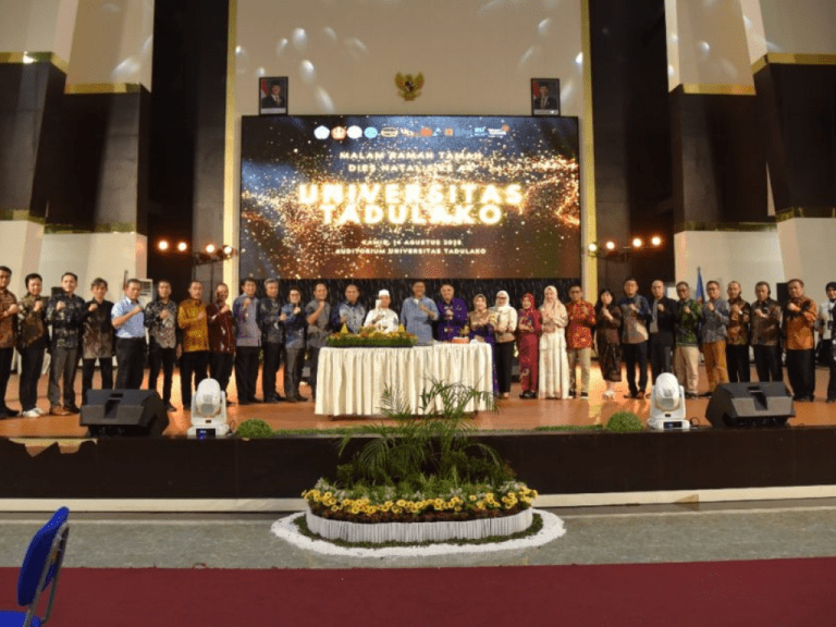Beranda - Universitas Tadulako