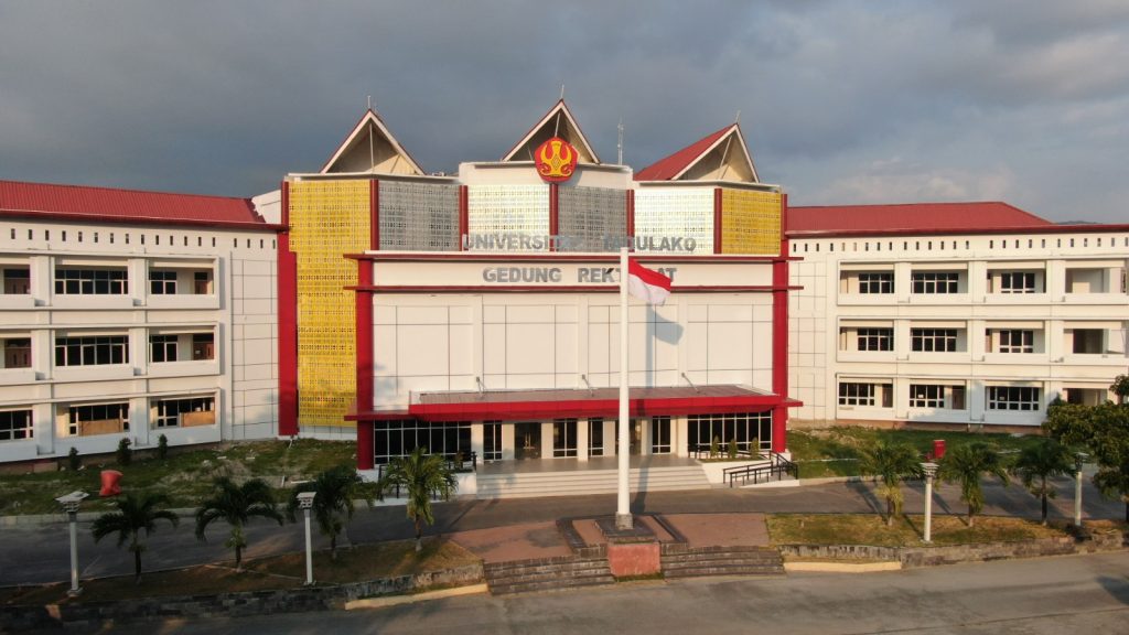 Beranda - Universitas Tadulako